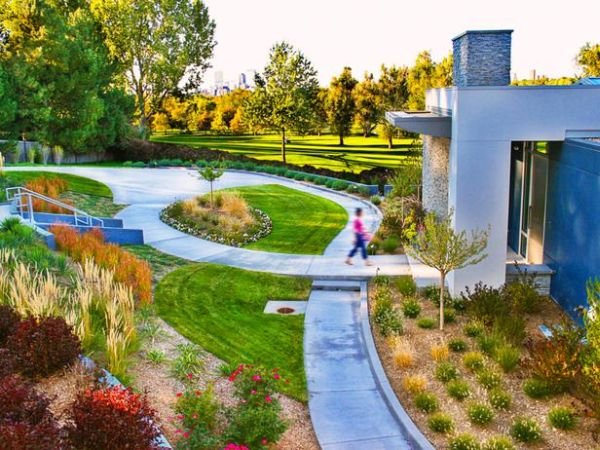 10 garden path ideas for your improved landscaping